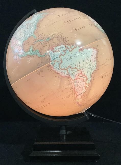 Lot Discovery Expedition Lighted World Globe