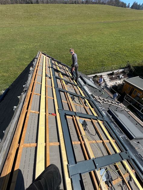 Intégration De Panneaux Solaires Sur Toiture Ardoise à Crolles Heliosalp Energie