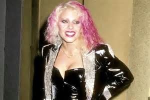 Son Of 80s Missing Persons Singer Dale Bozzio Is Raising Money For Her