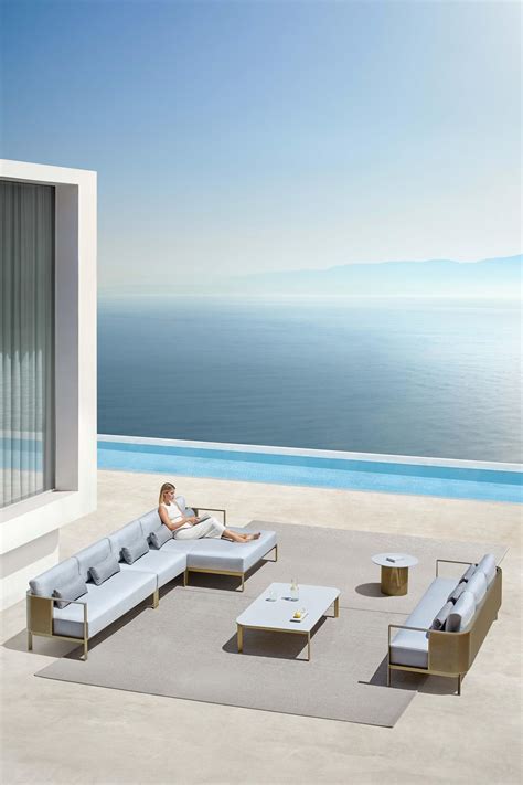 Solanas Lounge Chair & designer furniture | Architonic