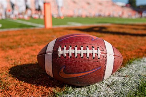 Nike College Football Ball
