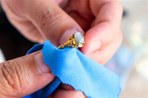How To Polish Gold