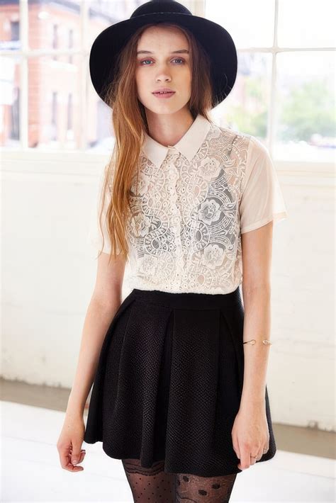 15 Outfits With Lace Button Down Shirts And Blouses Styleoholic