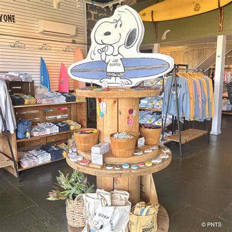 Welcome To Haleiwa Snoopys Surf Shop