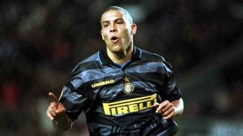 Ronaldo Nazário Un Fenómeno Del Fútbol Mundial