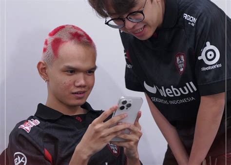 On Fire Ae Rine Tak Sabar Hadapi Evos Albert Dunia Games