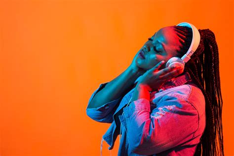 The Relationship Between Music And Fashion