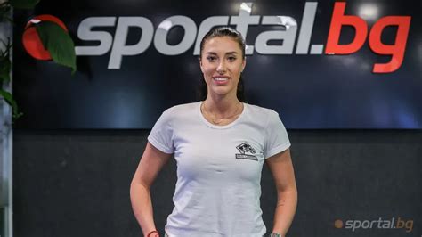 Гледаме Цветанка Ризова вече по два пъти на ден