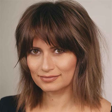 35 Shaggy Bob With Bangs Haircut Ideas For The Modern Retro Girl Artofit
