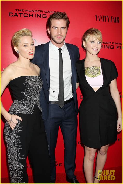 Jennifer Lawrence Catching Fire New York Premiere Photo 2997009