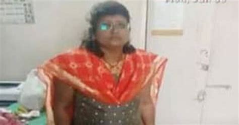 డాక్టర్ సుధాకర్ ను లాగే తెరపైకి ఏపీలో దళిత మహిళా డాక్టర్ వివాదం Dr