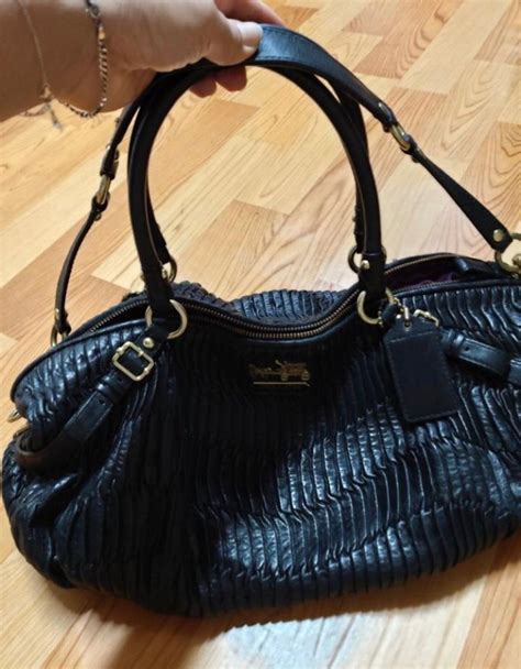 코치 코치 가죽 도트 가방 프라다 고프레 형 헬로마켓