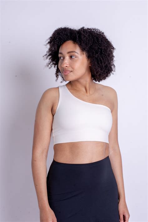 Girlfriend Collective One Shoulder Bianca Bra In Ivory Fuelshop
