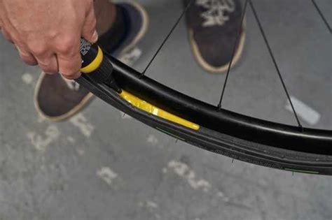 How To Set Up A Tubeless Tyre In 5 Simple Steps Tubeless Tyre Tire Bike News
