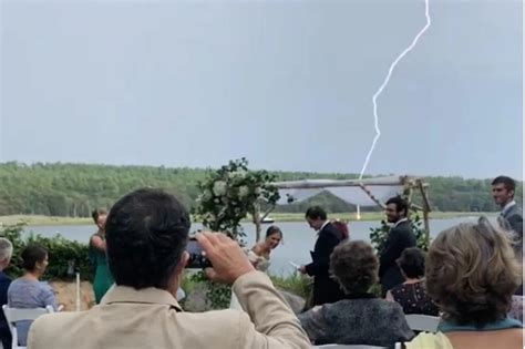 Grooms 2020 Mention Met With Shockingly Close Lightning Strike