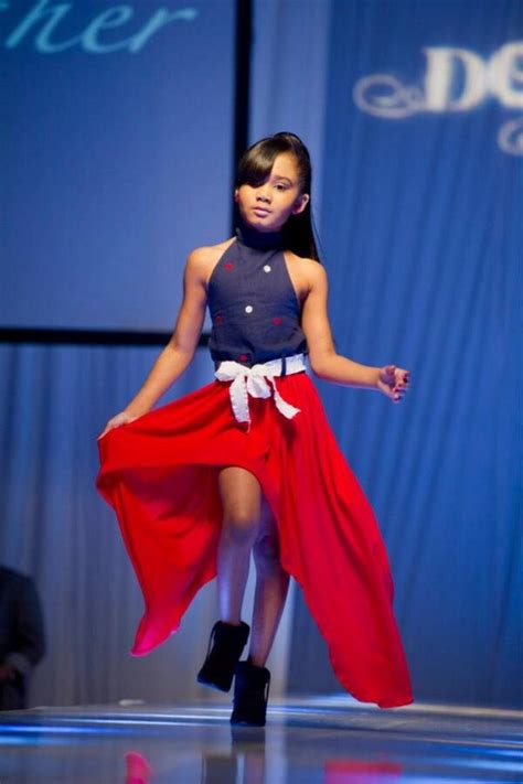 Mariya Wright Mariya Wright Twitter