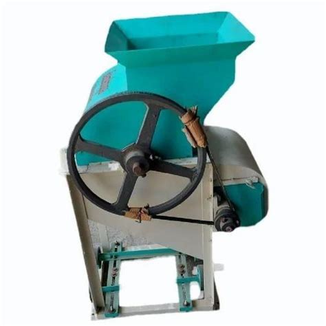 Semi Automatic Peanut Splitting Machine At ₹ 14000piece विभाजन मशीन In Jasdan Id 2852649862833
