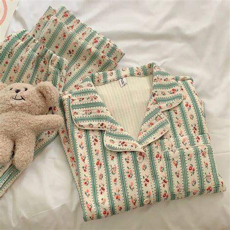 포투원 여성잠옷세트 꽃무늬 누빔 겨울 파자마 홈웨어 레트로 선물 위시버킷