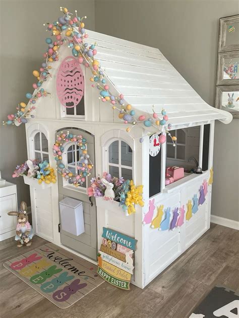 Emmas Easter Playhouse