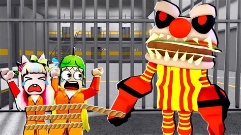 괴물 햄버거 가게에 갇혔어요 로블록스 도리 수니 Youtube