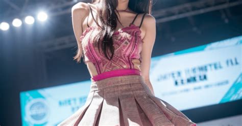 Vall E 2 Neural Codec Language Models Are Human Parity Zero Shot Text To Speech Synthesizers