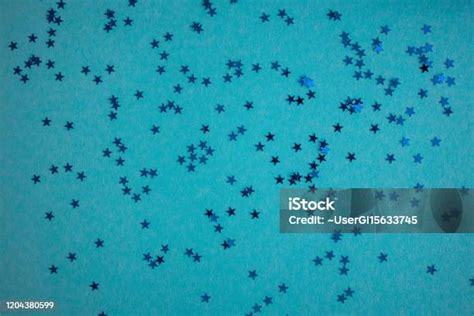 축제 빛나는 별과 블루 그린 아쿠아 마린 배경입니다 공간을 복사합니다 엽서 템플릿 0명에 대한 스톡 사진 및 기타 이미지 0명 12월 Theatrical