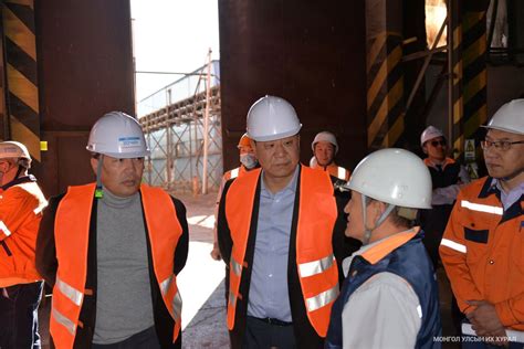 Үйлдвэржилтийн бодлогын байнгын хороо “Дарханы төмөрлөгийн үйлдвэр” ТӨХК ийн үйл ажиллагаатай