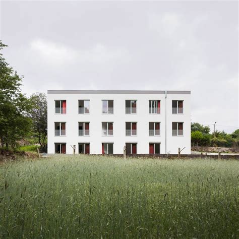 House In Fontaínhas By Fala Atelier Has Candy Coloured Accents