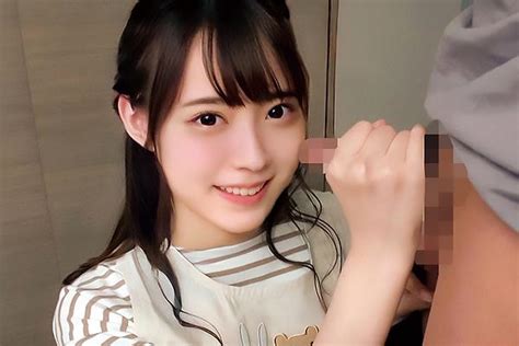 三浦乃愛 保育士している色白お姉さんがチンポを手コキ！パイズリフェラや生挿入セックスしちゃう！ 無料av動画