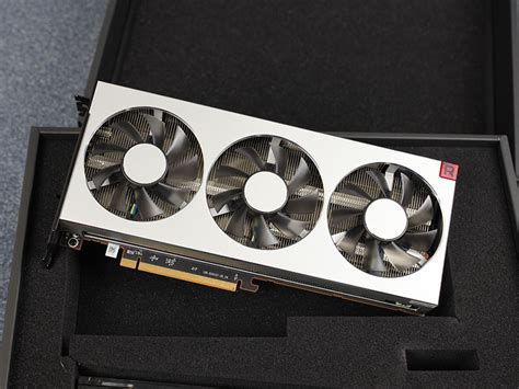 Amd Radeon Vii Unboxing Preview Techpowerup