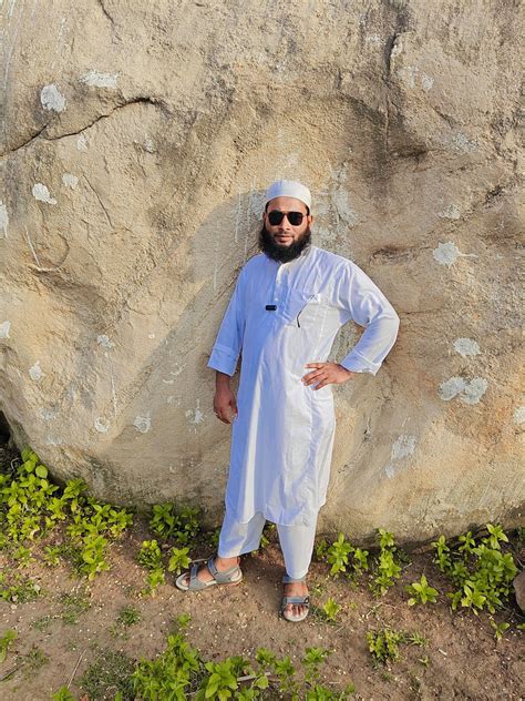 muzzammil hussain