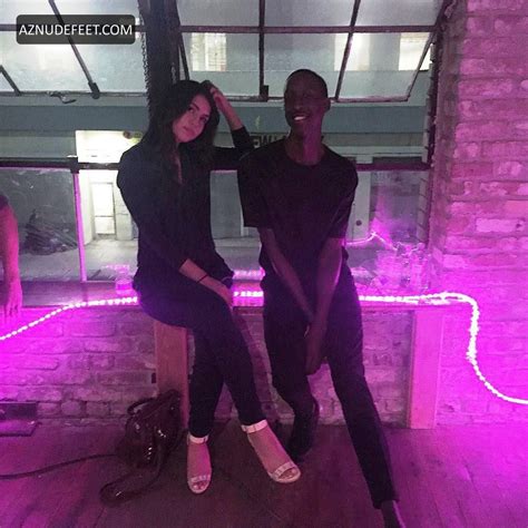 Isabelle Aguirre Feet Aznudefeet