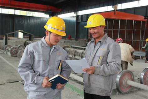 Дархан Уул аймаг нь Монгол Улсын ДНБ ний 2 0 хувийг үйлдвэрлэдэг