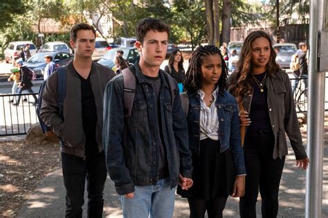 13 Reasons Why Cast Talks About Season 4 Popsugar Entertainment