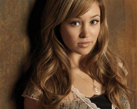 Autumn Reeser Pictures 22 Images