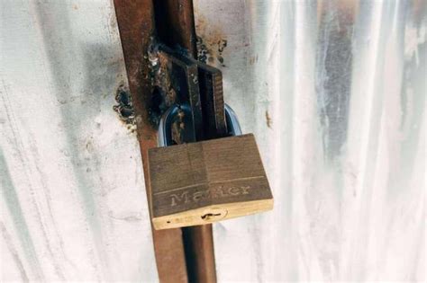 setting up ssl certificates with istio gateway r istio