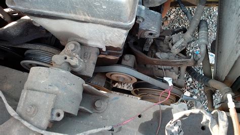 Замена приводных ремней и щеток генератора — Toyota Corolla Ceres, 1,5 ...