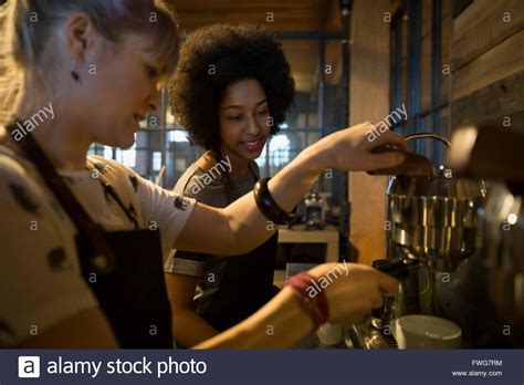 Espresso Machine Commercial Hi Res Stock Photography And Images Alamy