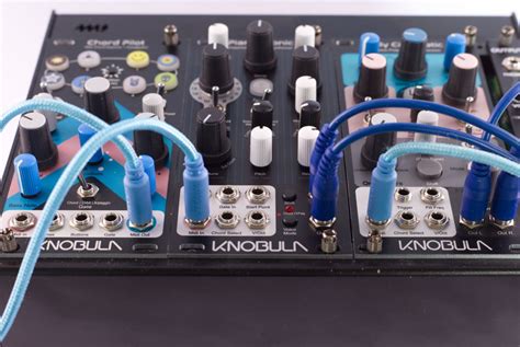 Knobula To Release Its New Pianophonic Multi Oscillator Wavetable Synth At Uks Machina