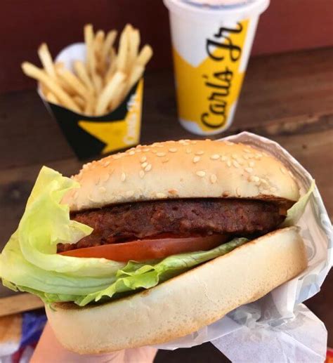 Vegan At Carls Jr Beyond Breakfast Sausage Is Here Peta