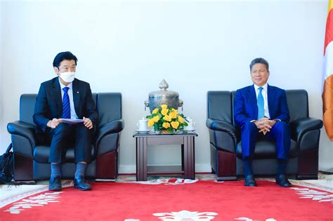 ជំនួបសម្តែងការគួរសម និងពិភាក្សាការងាររវាងឯកឧត្តមទេសរដ្ឋមន្ត្រី ស៊ុន ចាន់ថុល និងតំណាង ក្រុមហ៊ុន