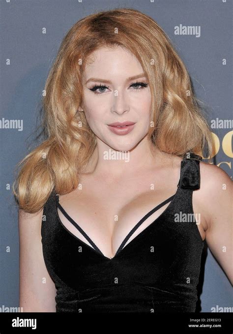 Renee Olstead Cleavage