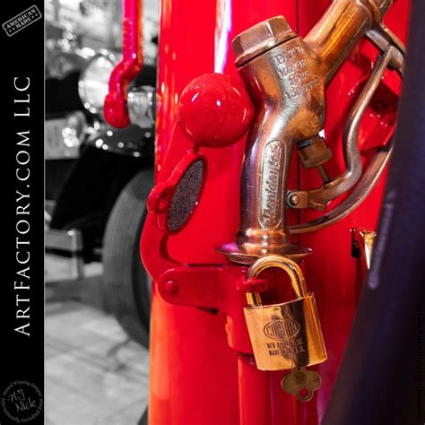 Vintage Wayne 515 Gas Pump Fully Restored With Skelly Signage