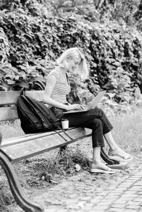 Girl Runs Her Blog On Notebook Summer Online Girl Blogger Write Post