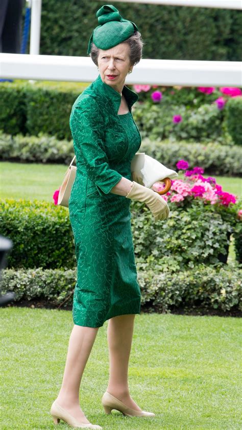 The Special Meaning Behind Princess Annes Emerald…