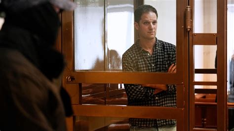 Evan Gershkovich Russia Extends Detention Of Us Journalist