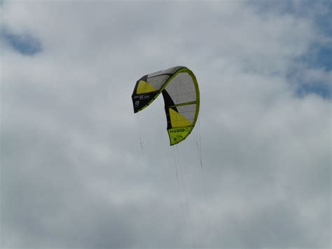 무료 이미지 화면 익스트림 스포츠 장난감 바람막이 카이트 보드링 용 카이트 서핑 지구의 분위기 윈드 스포츠 연 스포츠 개인 스포츠 스포츠 연