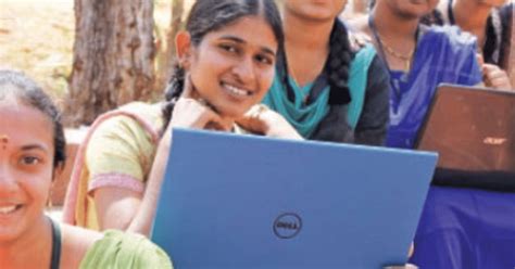 பெண்களுக்கு அரசு வேலை ரொம்பவே ஈசி Government Jobs Women Can Get Government Jobs Easily