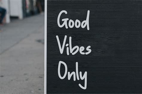 Capslock Handwritten Font 575201 Handwritten Font Bundles