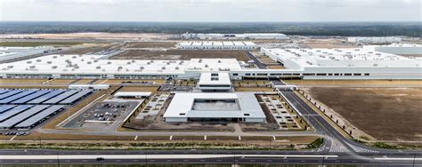hyundai ev factory robots and future of work archyde